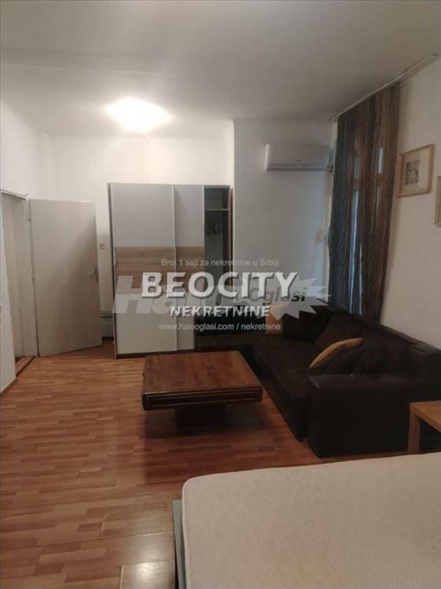 Stari grad, Gundulićev venac, Herceg Stjepana, 1.0, 32m2, 135000EUR