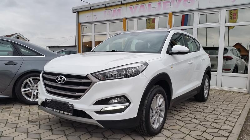 Hyundai Tucson 2.0 CRDI 4WD/KA0 N0V