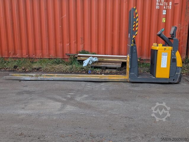 Izbor niskog poteza
Jungheinrich ECE 225 XL // Gabellänge 3,6m // Elektro // Batter