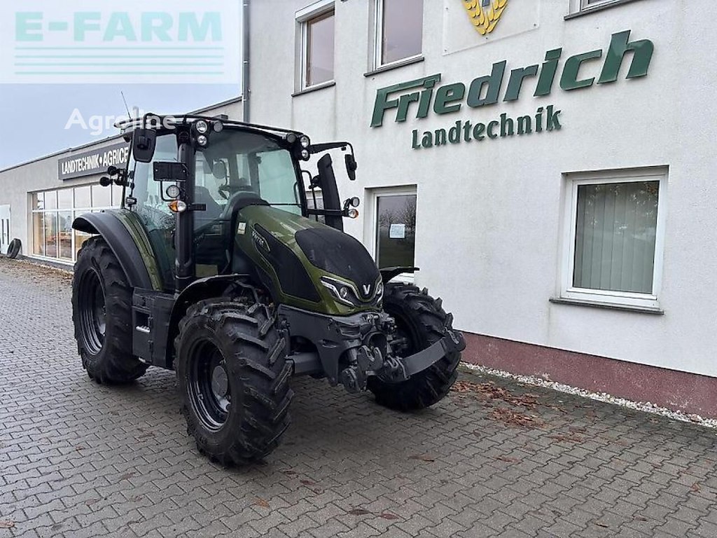 Valtra g135a traktor točkaš