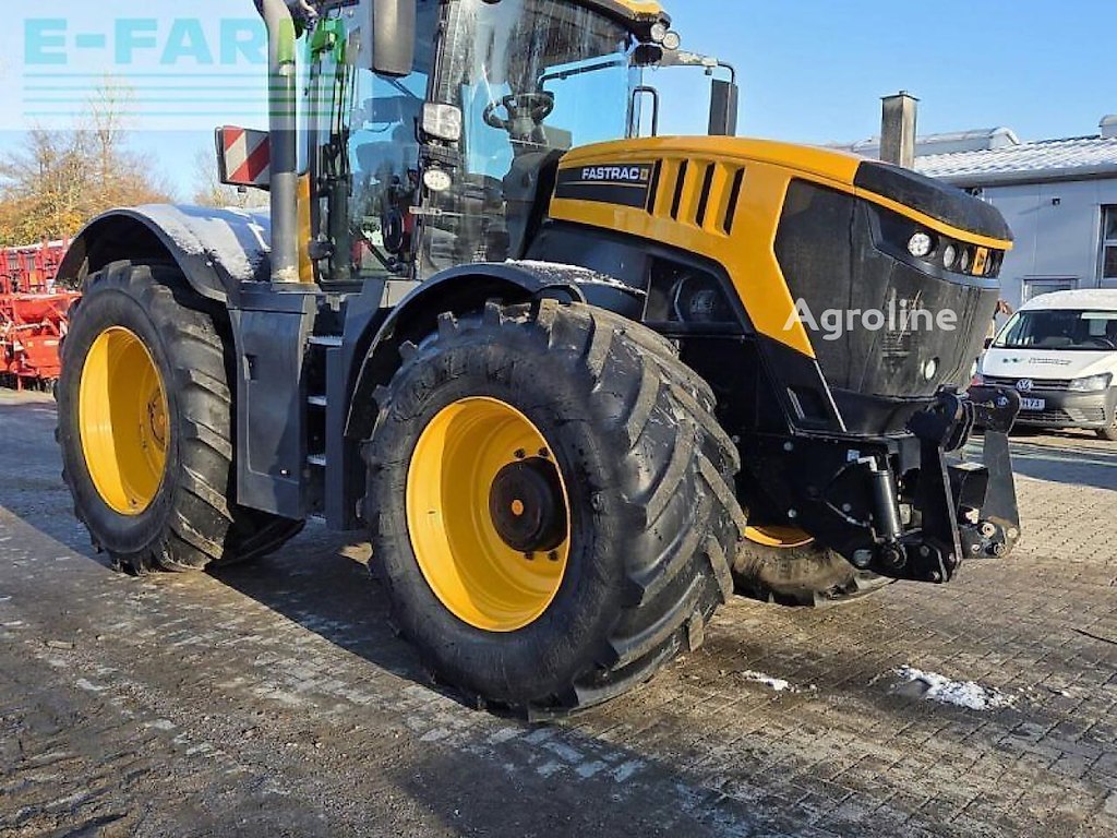 JCB fastrac 8330 traktor točkaš