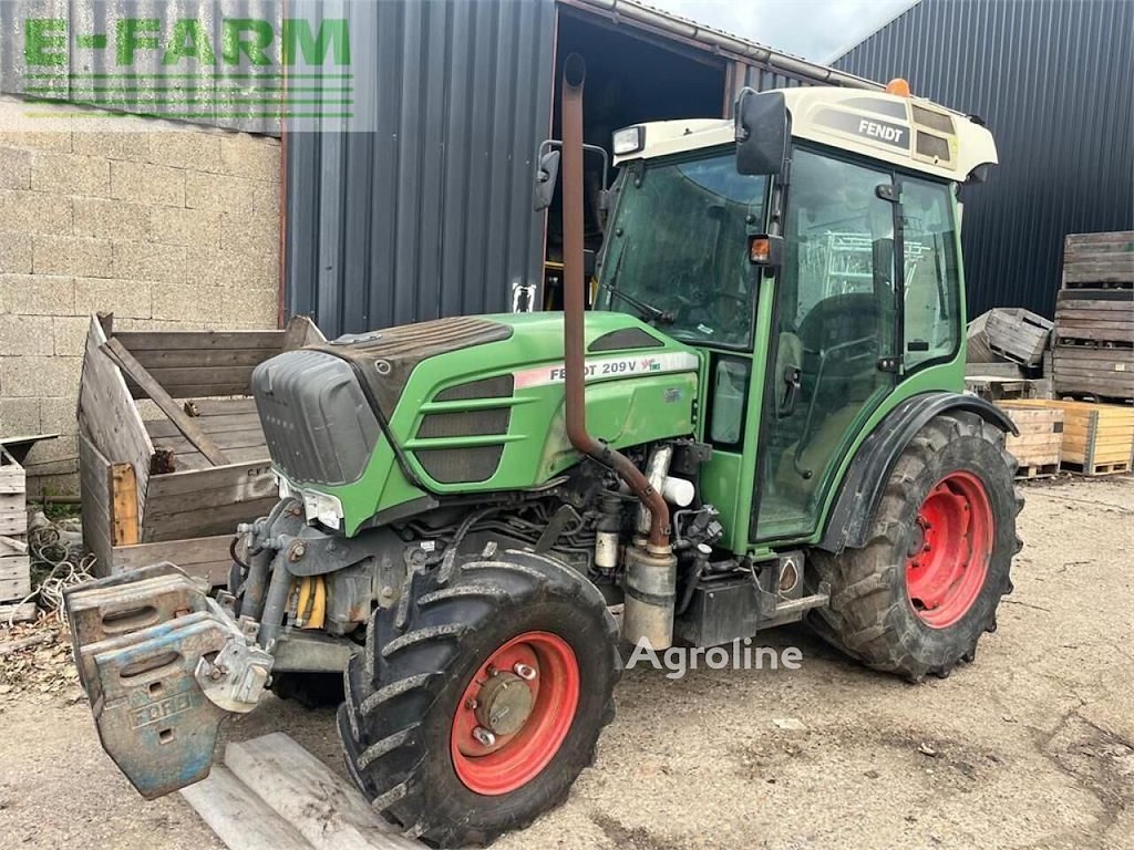 Fendt 209v vario V traktor točkaš