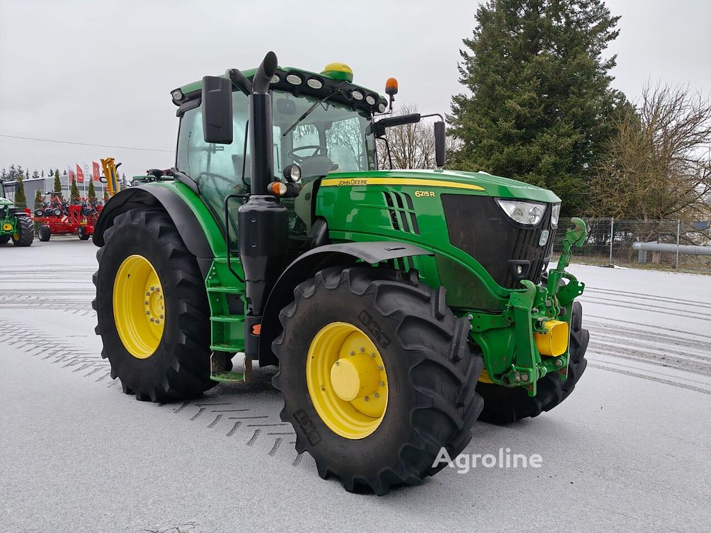 John Deere 6215R traktor točkaš