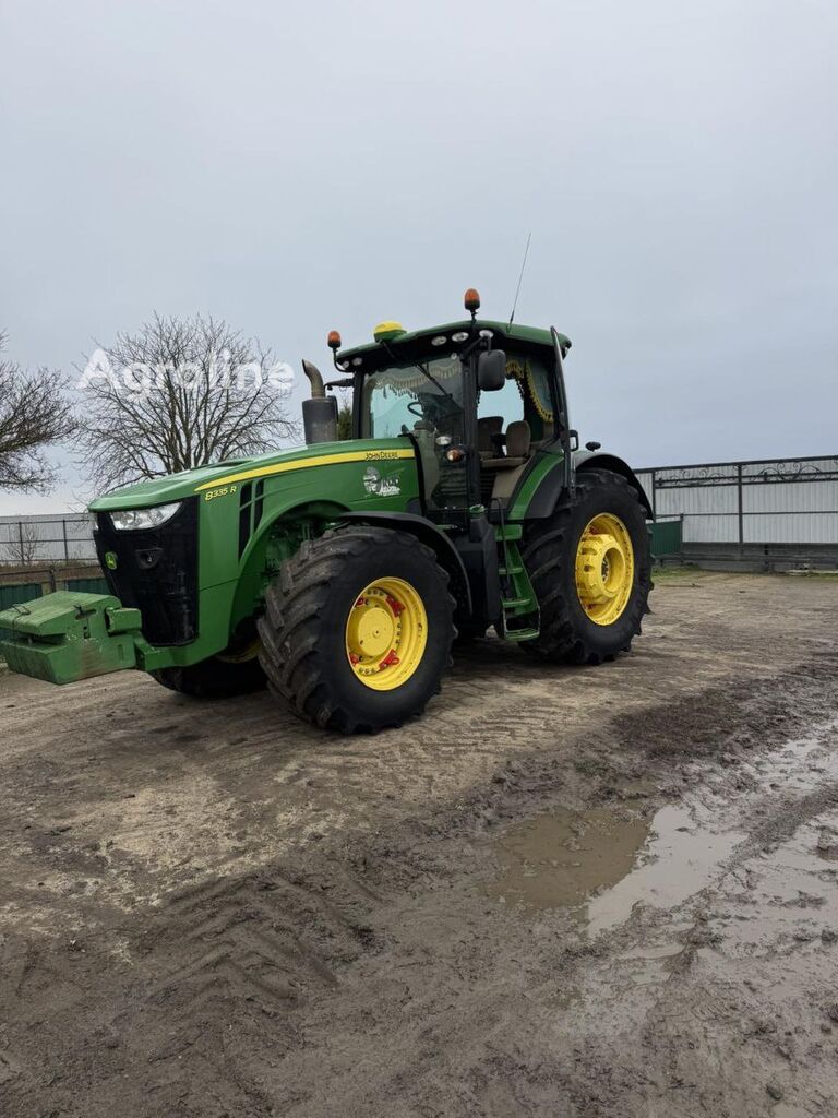 John Deere 8335 R traktor točkaš