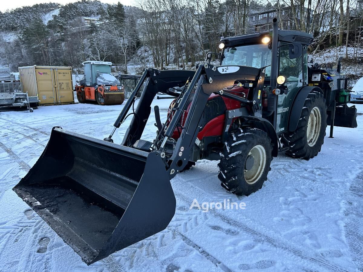 Prodaje se Valtra F75 Traktor, kun 255 timer! traktor točkaš na aukciji