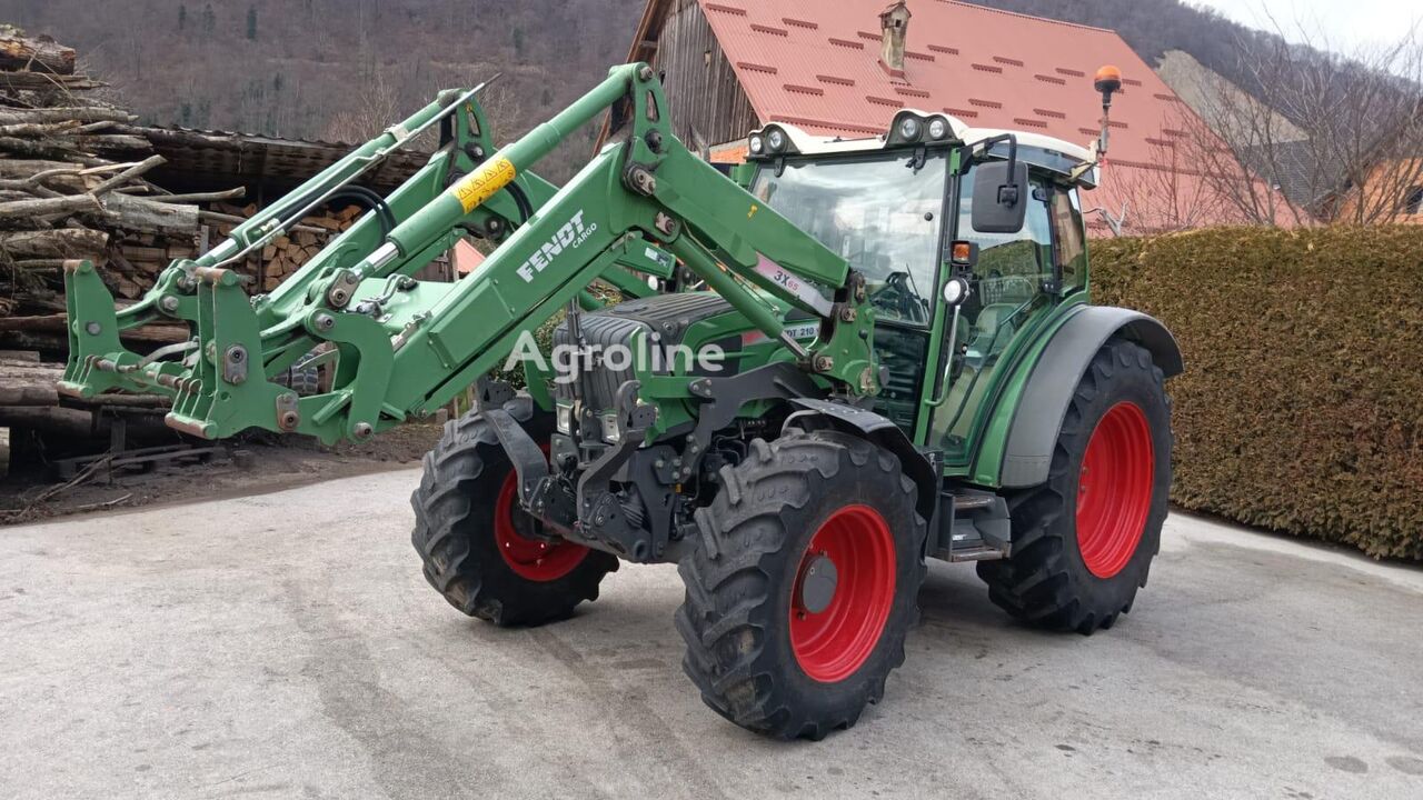 Fendt 210 Vario TMS traktor točkaš