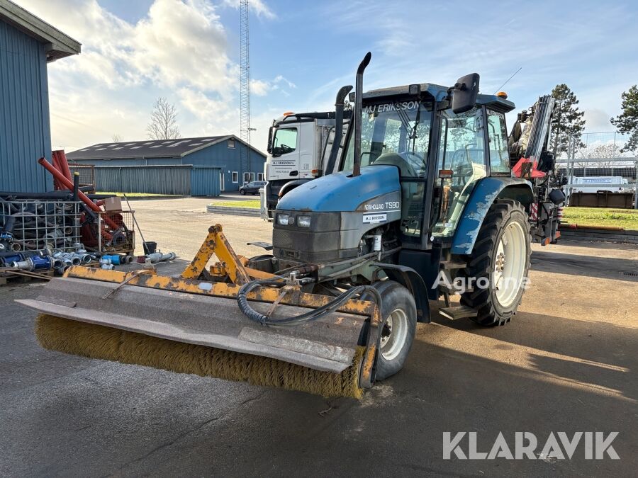 Prodaje se New Holland TS90 traktor točkaš na aukciji