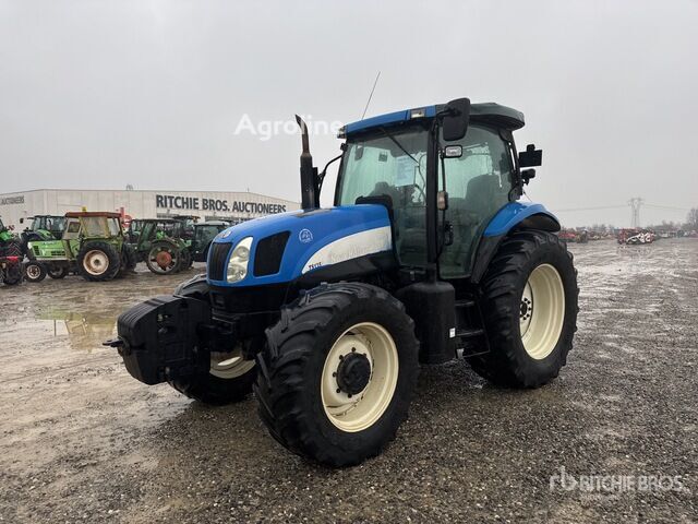 Prodaje se New Holland TS135A Plus traktor točkaš na aukciji