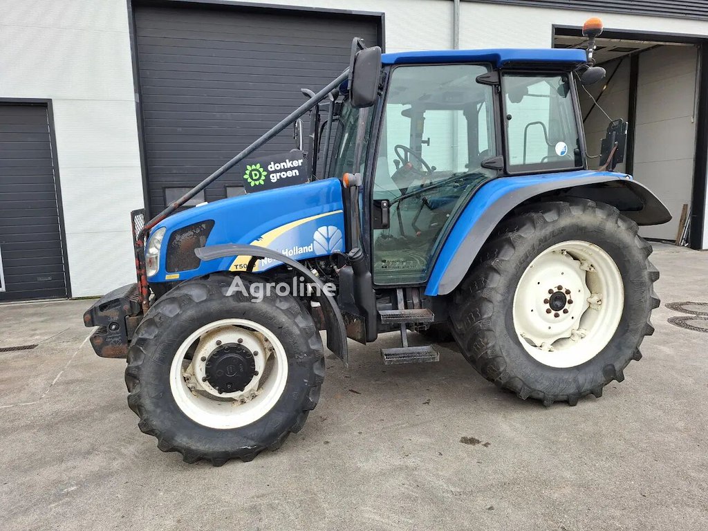 Prodaje se New Holland T5050 traktor točkaš na aukciji