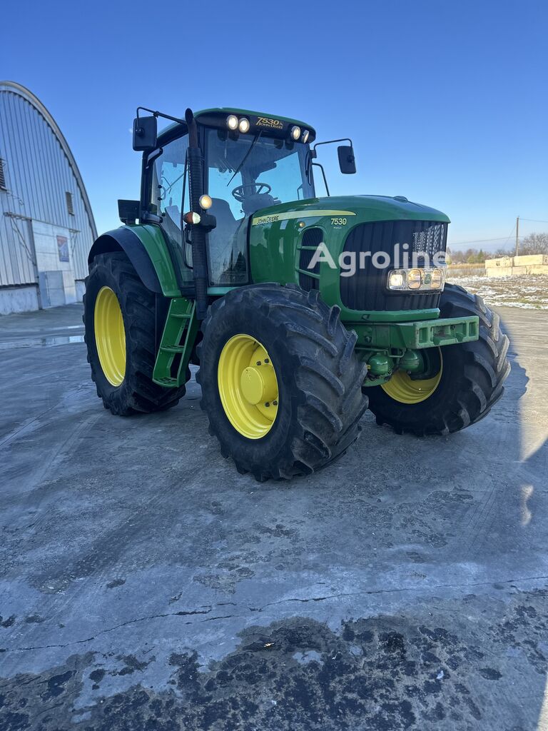 John Deere 7530 traktor točkaš