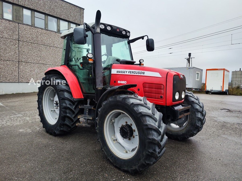 Prodaje se Massey Ferguson 5460 – 4471 timer – Velholdt traktor i god stand traktor točkaš na aukciji