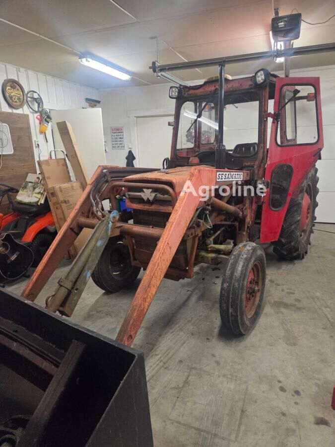 Prodaje se Massey Ferguson 135 mini traktor na aukciji