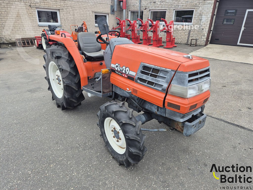 Prodaje se Kubota GL 29 mini traktor na aukciji