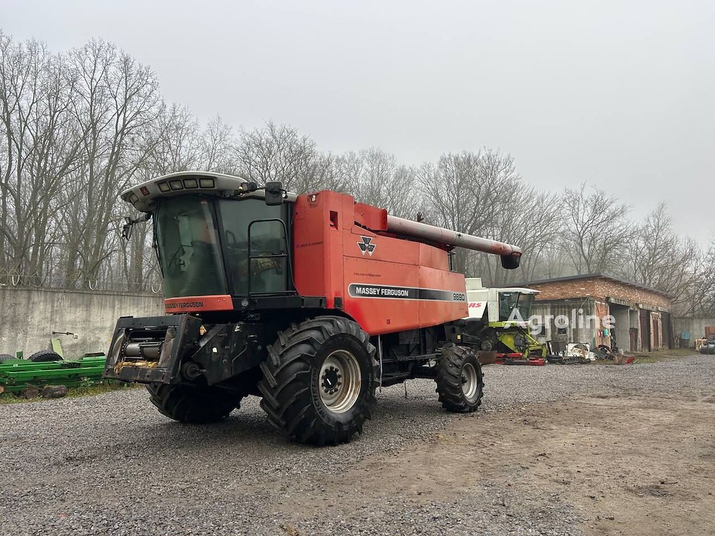 Massey Ferguson 9690 kombajn za žito po rezervnim delovima