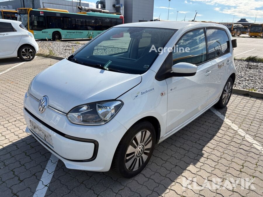 Prodaje se Volkswagen Up tanjiraču na aukciji