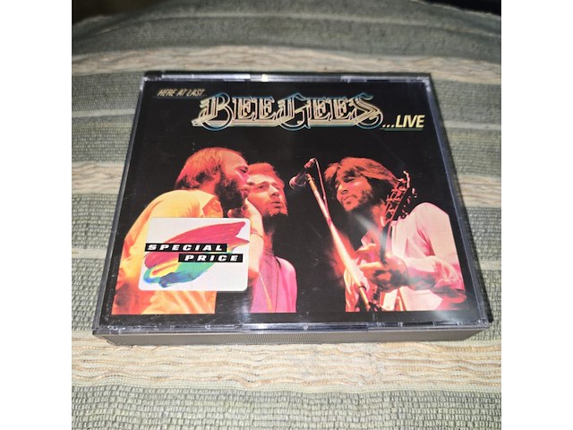 BEE GEES .... LIVE / HERE AT LAST... 2CD-a /