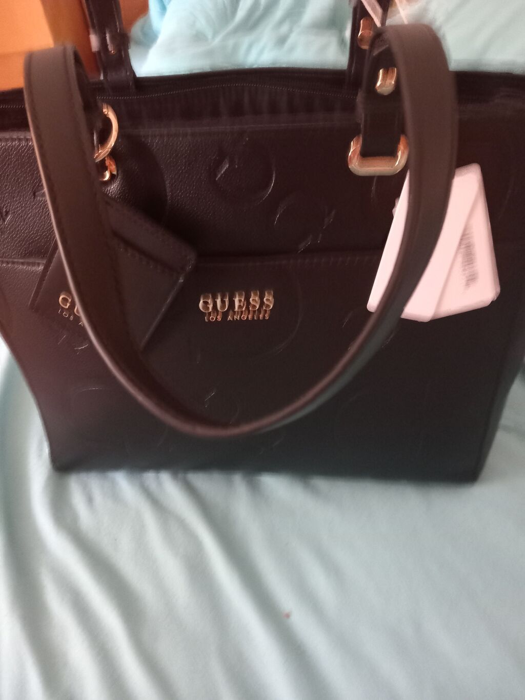 GUESS ženska torba – crna tote/šoper silueta - Materijal: veštačka
