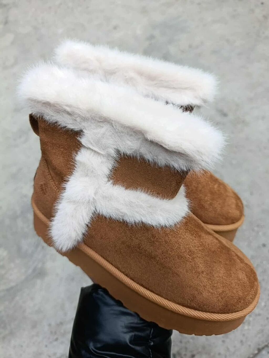 Ugg mini čizme
