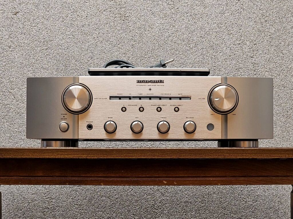Marantz PM7004 integrisano pojačalo - Klasa: integrisano stereo