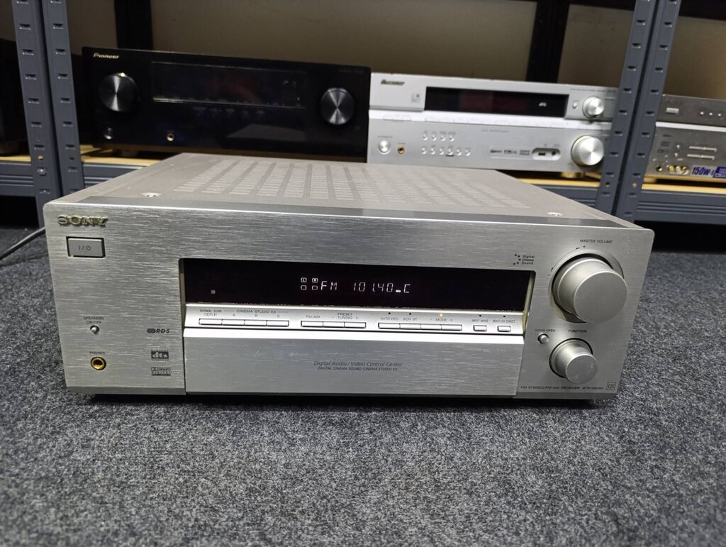 Sony STR-DB 780 Specifications Tuning range: FM, MW Power output