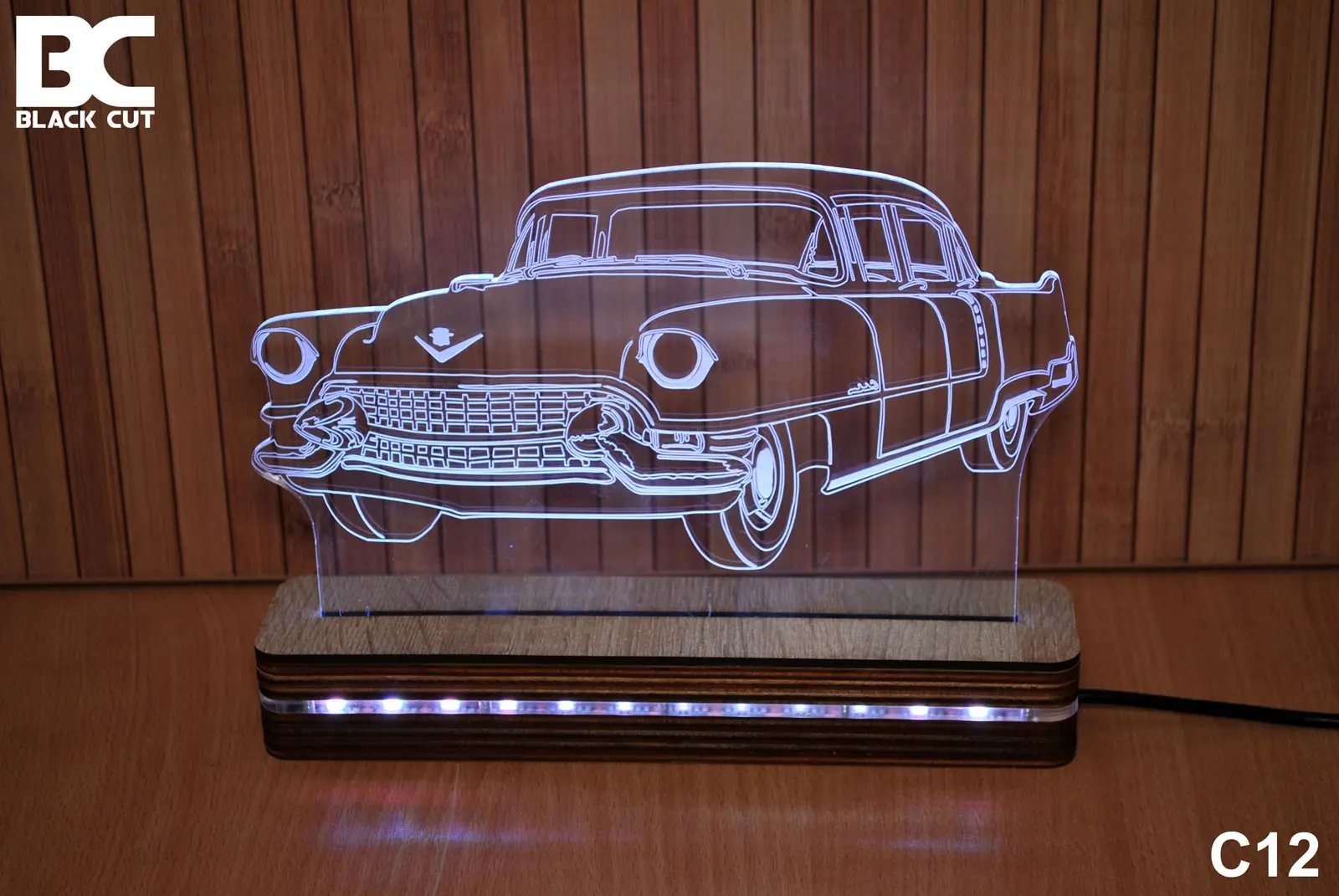 Black Cut 3D Lampa Bela