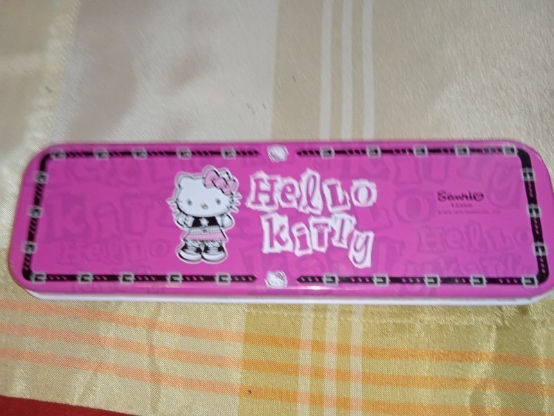 Hello Kitty Limena kutija