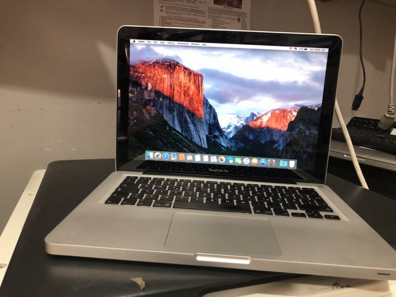 Apple MacBook Pro Core 2 Duo 2.4 13 Mid-2010 Br.15