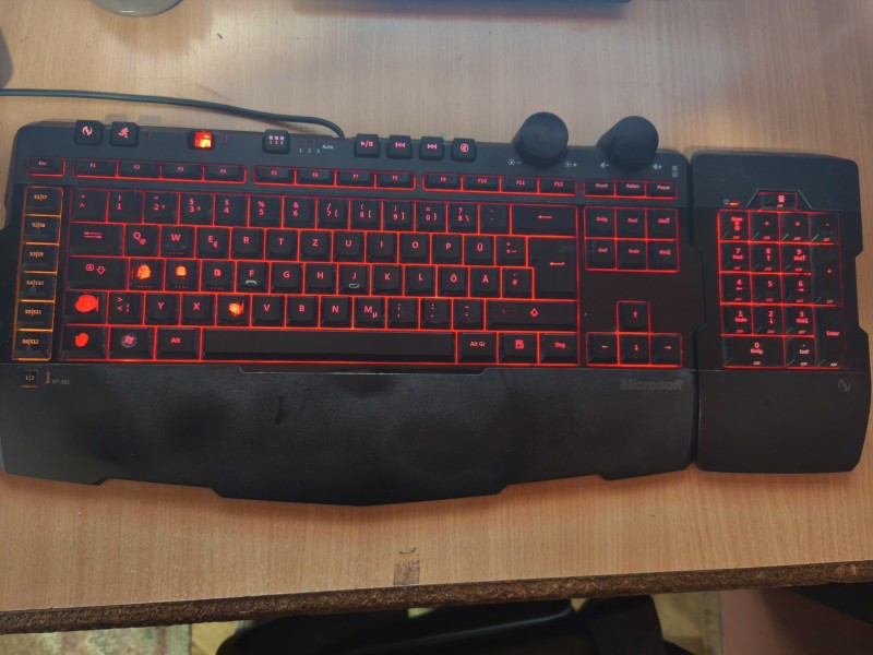 Gejmerska tastatura Microsoft SideWinder X6
