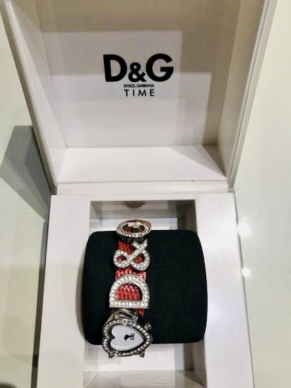 DOLCE&GABBANA Red Crystal Watch