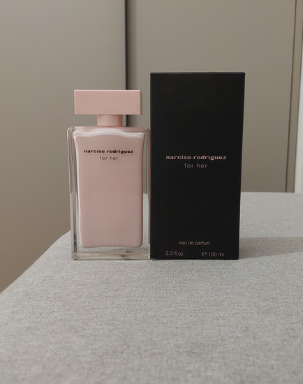 Narciso Rodriguez for her 100 ml