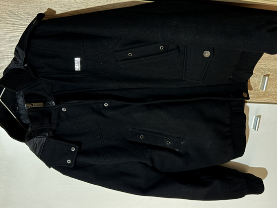 Muška jakna coggi original iz Amerike L 5000din