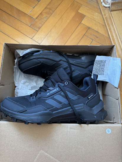 Adidas Terrex AX4 GTX M br. 42 (Nove nekorišćene)