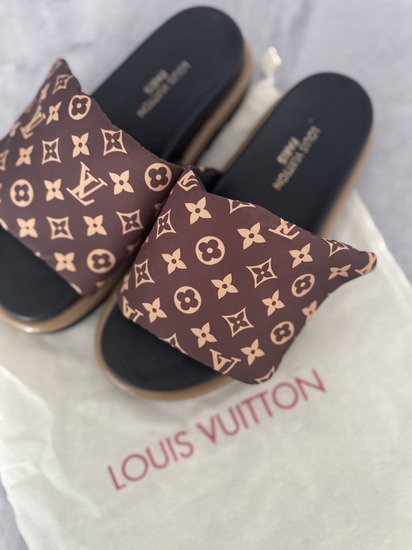 LV papuce