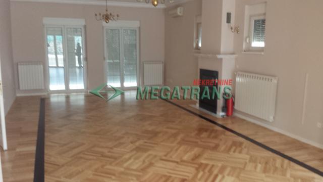 Zasebna kuća, 300 m2, Dedinje, ul. Đorđa Radojlovića ID#9354 5.000 €