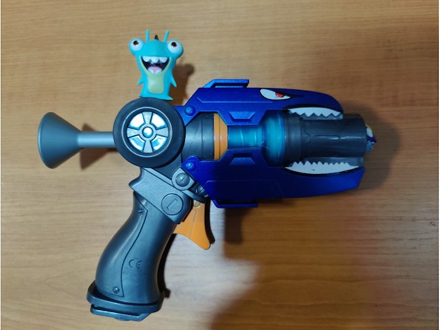 Slugterra lanser / pistolj sa slagom metkicem original