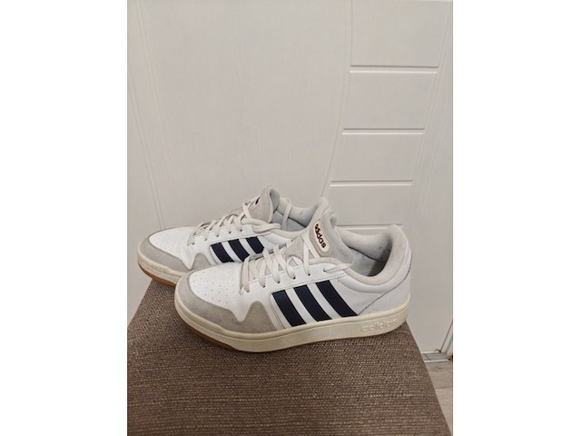 Adidas patike POSTMOVE M br.44