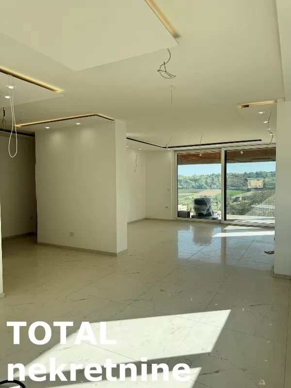 Kuca,SREMSKA KAMENICA,CARDAK,kv: 300.00, € 390000, ID: 3090707