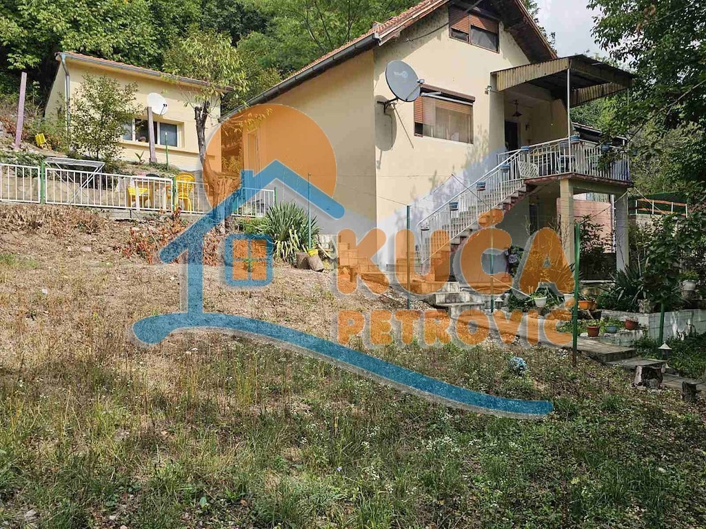 četvorosobna kuća, 62 m2, Sićevo, Sićevo ID: p-014874
