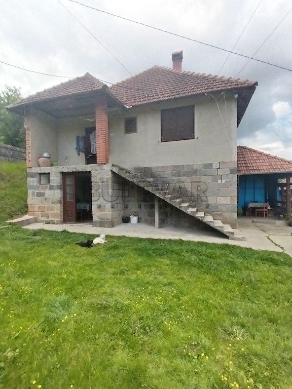 četvorosobna kuća, 160 m2, Pajsijević, Pajsijević ID: p-014121