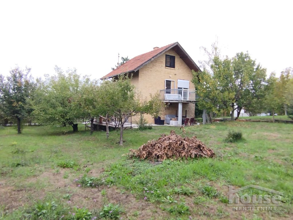 Kuca,SREMSKA KAMENICA,BOCKE102m2,164800€ , ID: 3046398