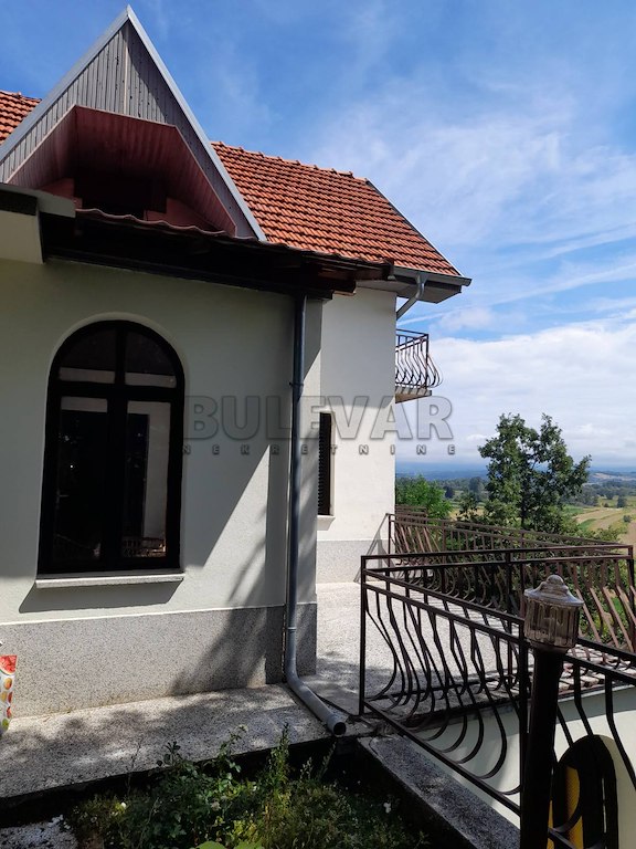 Trosobna kuća, 94 m2, Veliki Drenovac, Grejač ID: p-011920
