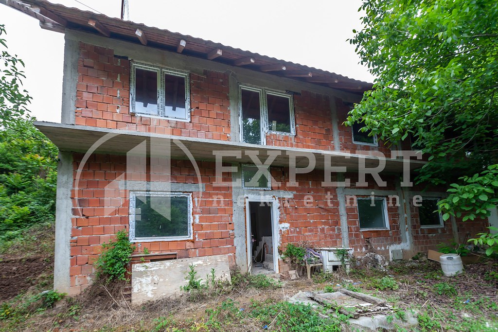 četvorosobna kuća, 400 m2, Palilula, Gabrovac ID: p-011548