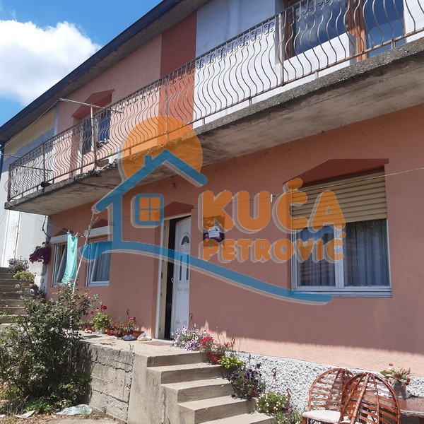 četvorosobna kuća, 240 m2, Crveni krst, Pribojska ID: p-09037