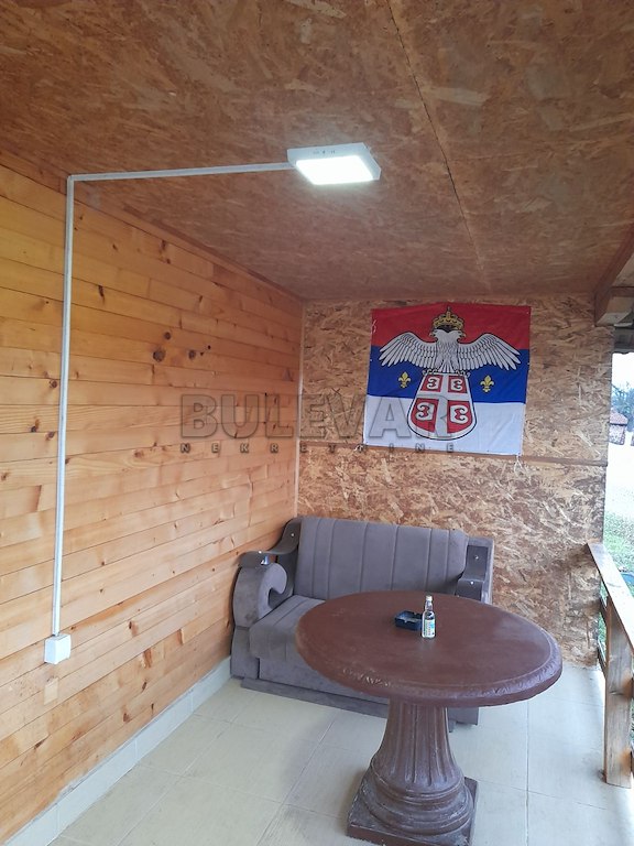 četvorosobna kuća, 40 m2, Knić, Knić ID: p-010495