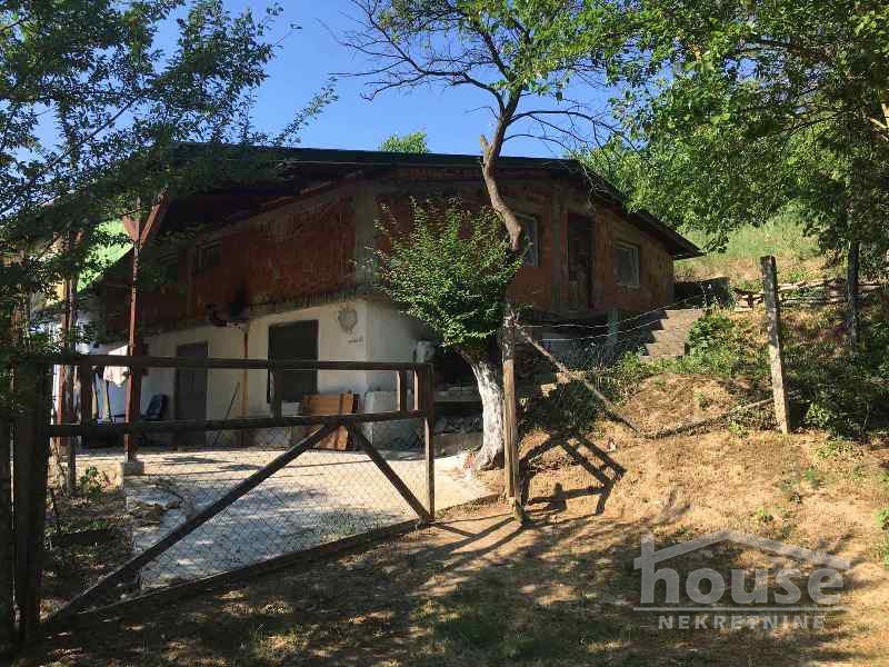 Kuca,SREMSKA KAMENICA,LIVADE141m2,123600€ , ID: 3045030