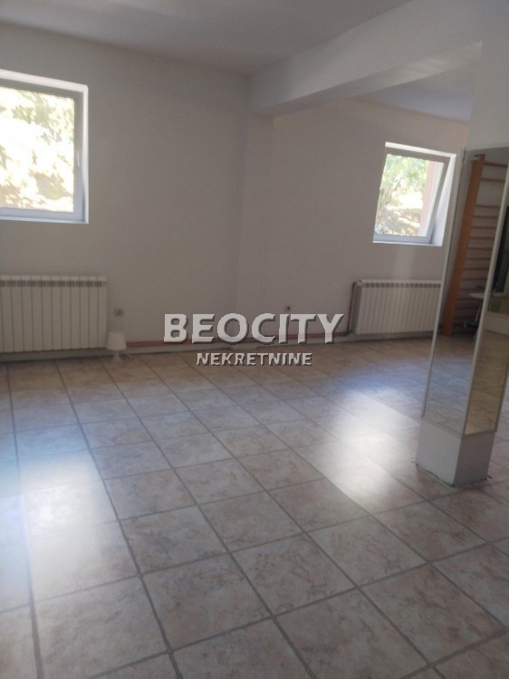 Lokal, 90 m2, Skojevsko naselje, Luke Vojvodića ID: 122458