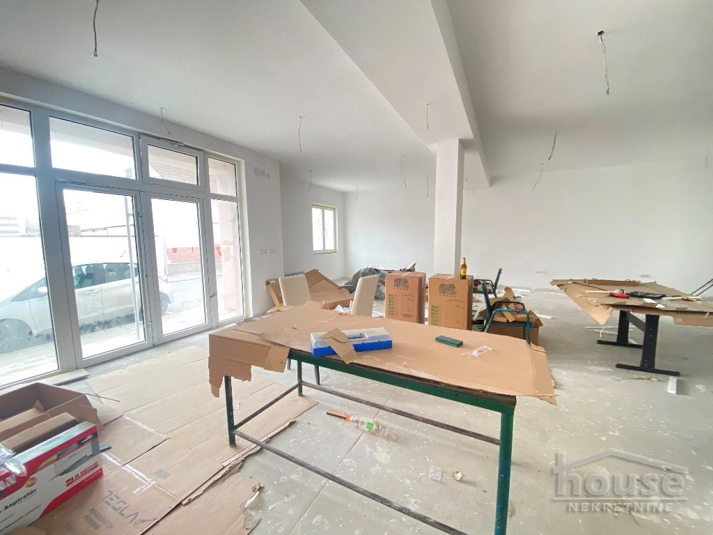 Kuće,PETROVARADIN,PETROVARADIN 270m2,3500€ , ID: 9116484