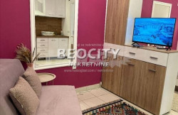 Voždovac, Medaković, Rastka Petrovića, 0.5, 25m2, 70000EUR