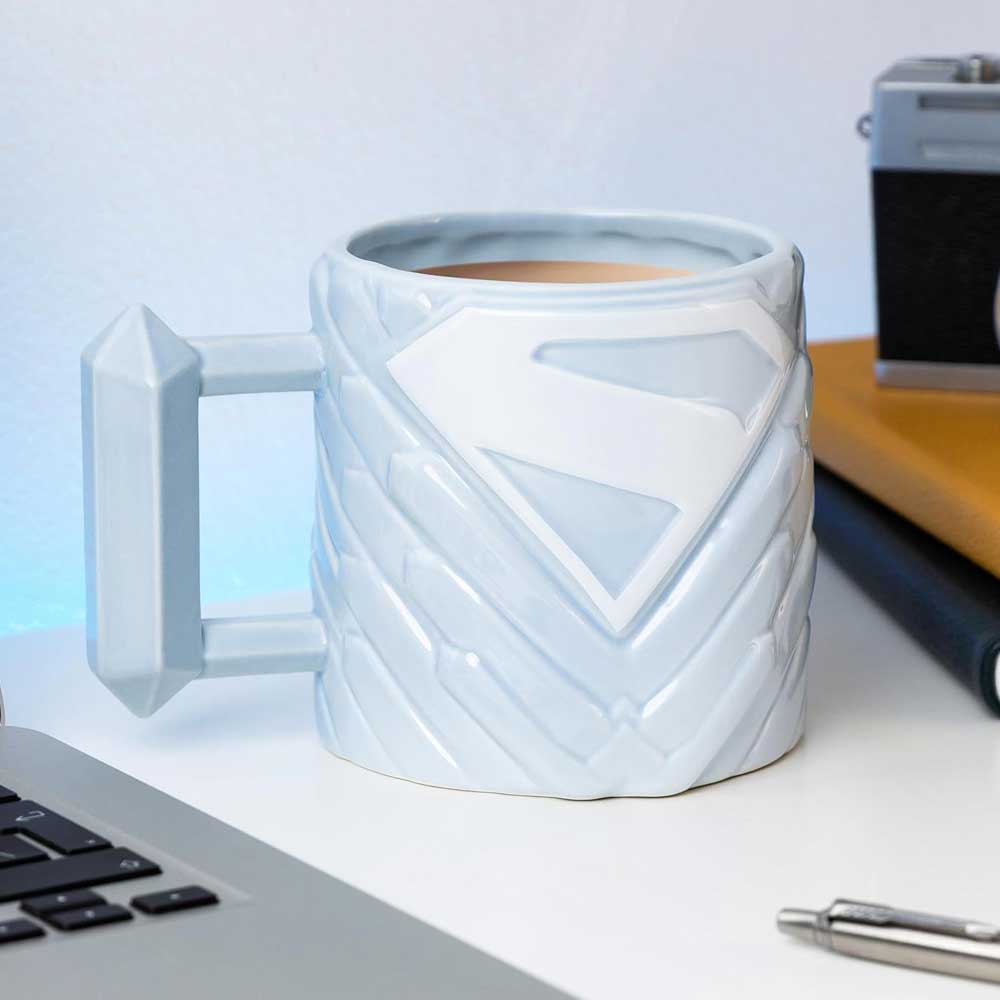 Superman - Fortress Of Soltitutde Shaped Mug