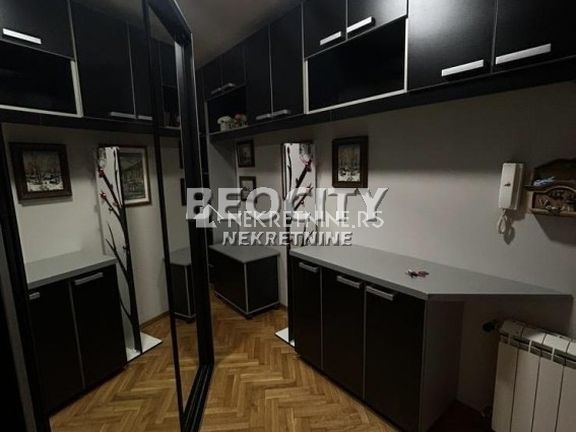 Čukarica, Žarkovo, Spasenovićeva, 1.5, 50m2, 500EUR